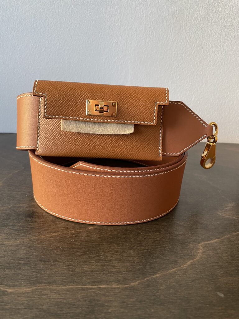 Hermès Kelly pocket 105 cm Gold/Epsom/Swift With Gold Hardware - AG ...